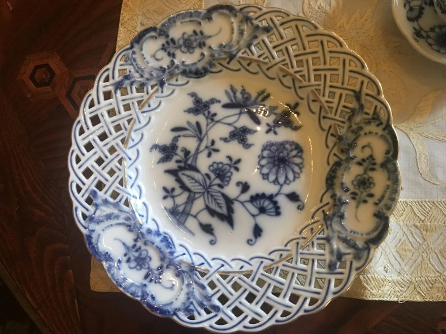 Meissen porcelain tea set | Seward House Museum